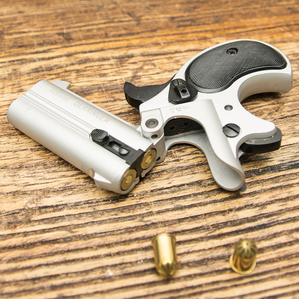 Röhm Derringer Silver Star Schreckschusswaffe mit zwei Läufen ...